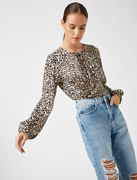 Koton Kadın Saten Leopar Desenli Uzun Kollu Bluz