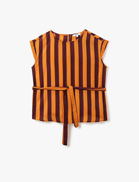 Koton Kadın Bisiklet Yaka Kemerli Çizgili Crop Bluz