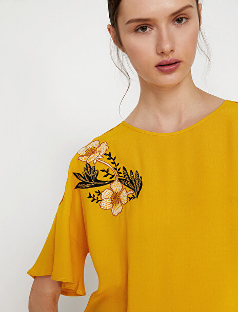 Koton Kadın İşlemeli Bluz