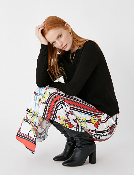 Koton Kadın Saten Asimetrik Çiçekli Desenli Etek Koton Kadın Saten Asimetrik Çiçekli Desenli Etek