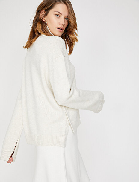 Koton Kadın Love For Koton Boğazlı Triko Kazak