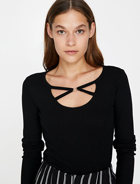 Koton Kadın Yaka Detaylı T-Shirt