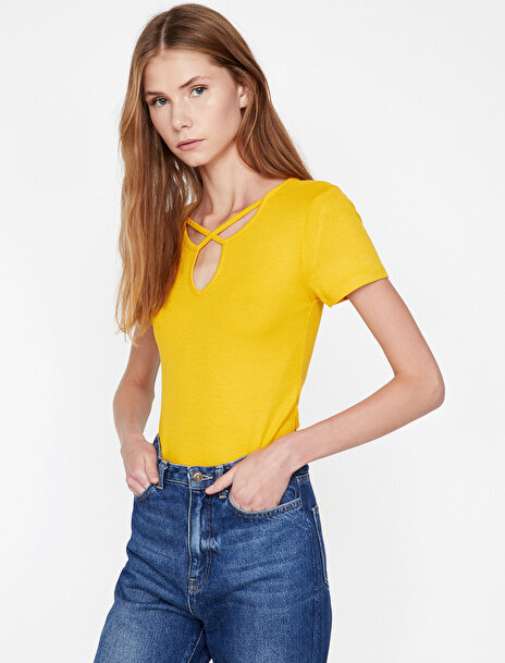 Koton Ole Genç Kız Yaka Detaylı T-Shirt