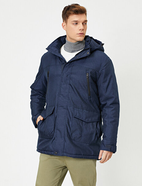 Koton Erkek Kapüşonlu Kaban