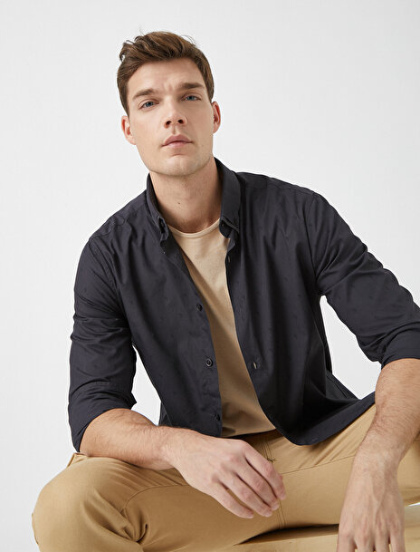 Koton Erkek Pamuklu Desenli Slim Fit Poplin Kumaş Klasik Yaka Gömlek Koton Erkek Pamuklu Desenli Slim Fit Poplin Kumaş Klasik Yaka Gömlek