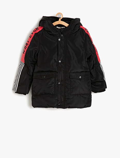 Koton Erkek Çocuk Yazılı Baskılı Kaban