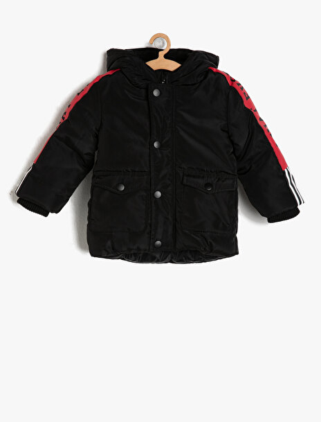 Koton Erkek Çocuk Yazılı Baskılı Kaban