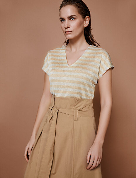 Koton Kadın Kısa Kollu V Yaka Çizgili Simli Tişört