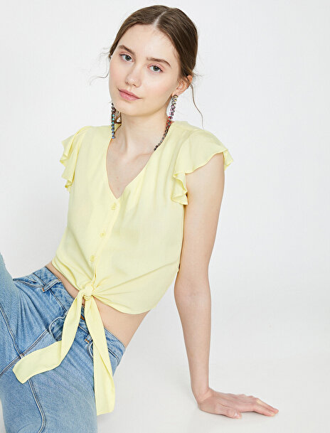 Koton Kadın Bel Beğlamalı Açık Yaka Gömlek