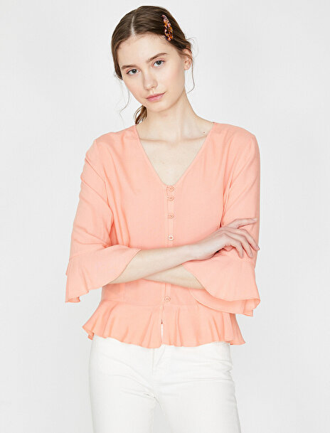 Koton Kadın Kol ve Etek ucu Fırfır Detaylı V Yaka Gömlek Koton Kadın Kol ve Etek ucu Fırfır Detaylı V Yaka Gömlek