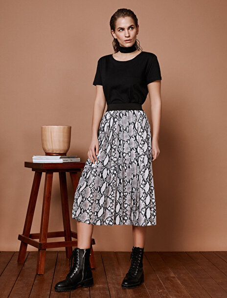 Koton Kadın Yılan Derisi Desenli Etek