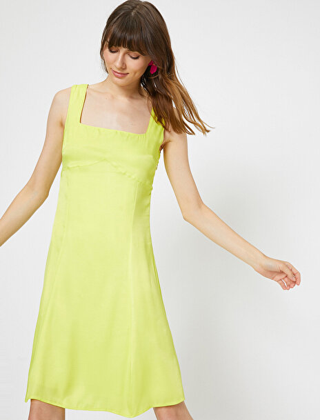 Koton Kadın Kare Yaka Kısa Elbise