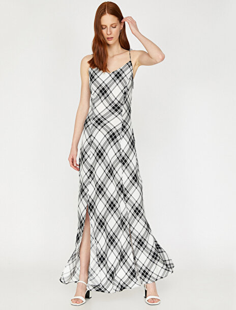 Koton Kadın Ekoseli Yırtmaçlı Uzun Elbise