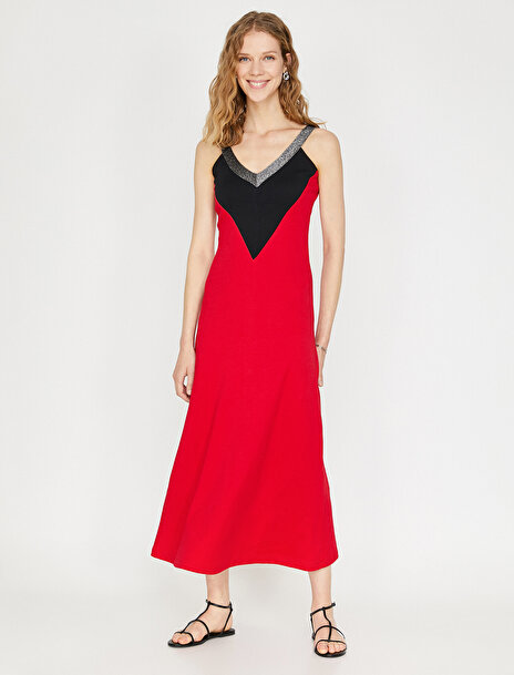 Koton Kadın V Yaka Sim Şerit Detaylı Blok Renkli Uzun Elbise Koton Kadın V Yaka Sim Şerit Detaylı Blok Renkli Uzun Elbise