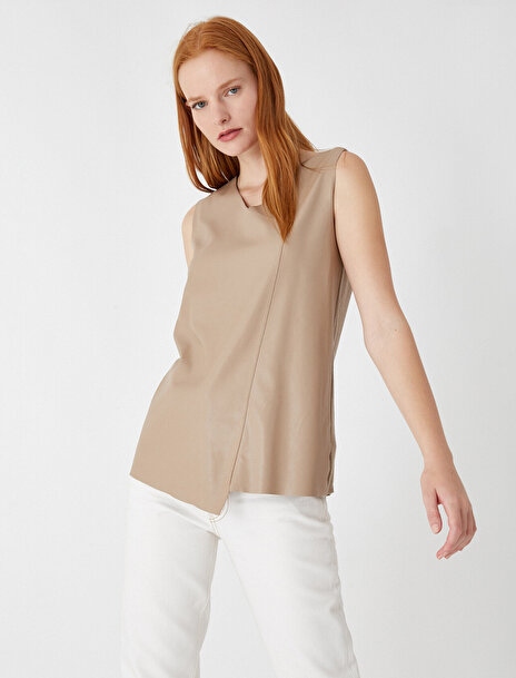 Koton Kadın Deri Görünümlü V Yaka Kolsuz Bluz