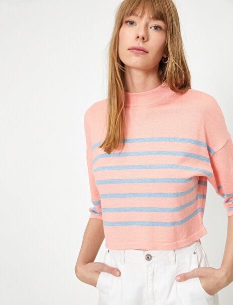 Koton Kadın Çizgili Dik Yaka İnce Triko Kazak