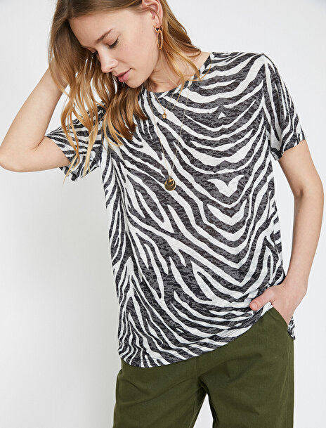 Koton Kadın Zebra Desenli T-Shirt