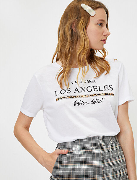 Koton Kadın Leopar Desenli Yazı Baskılı Bisiklet Yaka Tişört