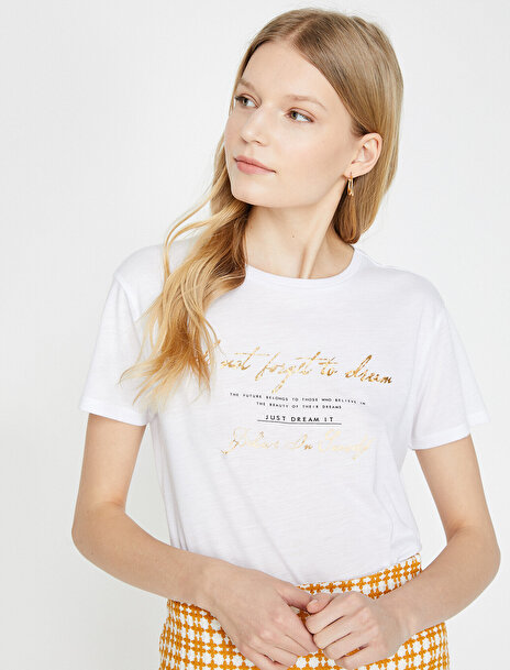 Koton Kadın Varak Yazı Baskılı Bisiklet Yaka Standart Kalıp Tişört