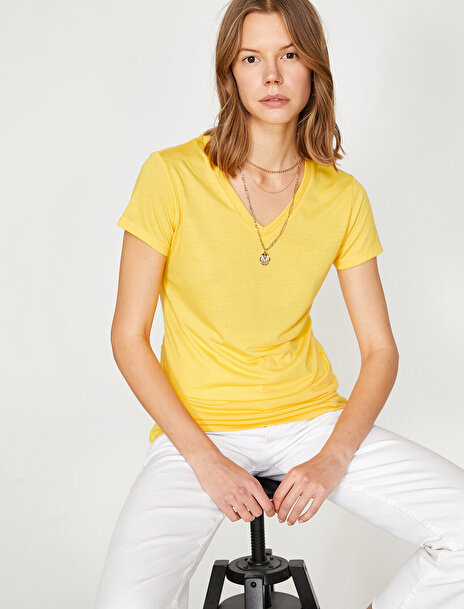 Koton Kadın Standart Kesim V Yaka Basic Tişört