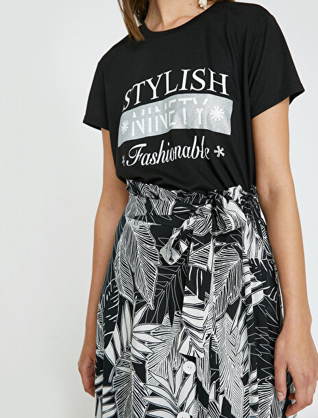 Koton Kadın Slogan Detaylı Geniş Kalıp Bisiklet Yaka Tişört