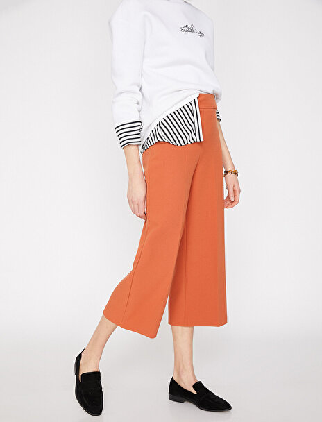 Koton Kadın Kısa Geniş Kesim Pantolon