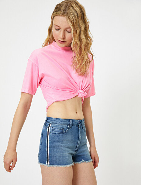 Koton Kadın Şerit Detaylı Jean Şort