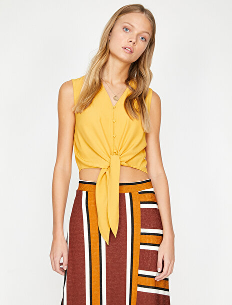 Koton Kadın Beli Bağlamalı Crop Bluz Koton Kadın Beli Bağlamalı Crop Bluz