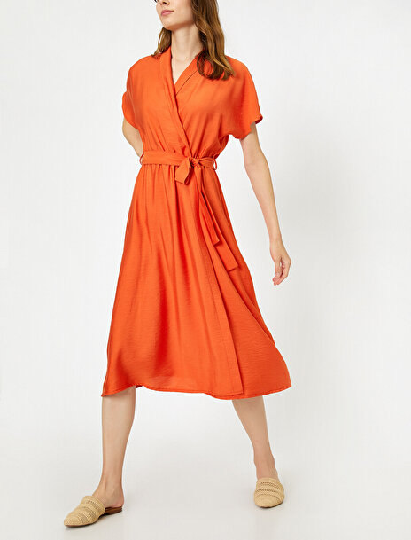 Koton Kadın Kemer Detaylı Elbise