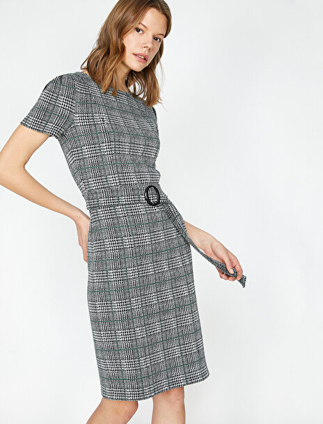 Koton Kadın Kareli Elbise