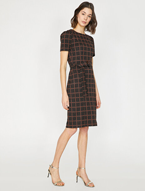 Koton Kadın Kareli Elbise