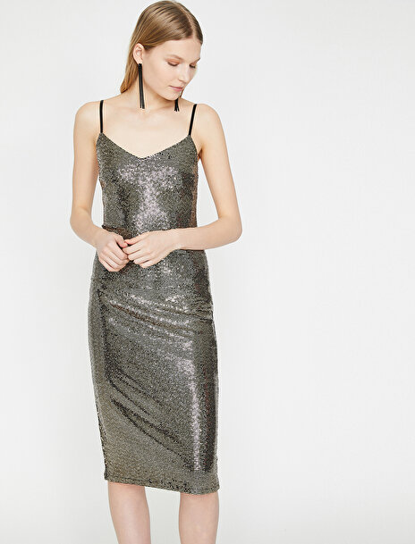 Koton Kadın Yırtmaçlı Elbise Abiye Kamisol Midi Boy Pullu V Yaka Koton Kadın Yırtmaçlı Elbise Abiye Kamisol Midi Boy Pullu V Yaka