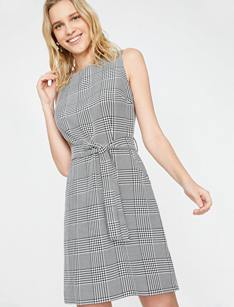 Koton Kadın Kareli Elbise