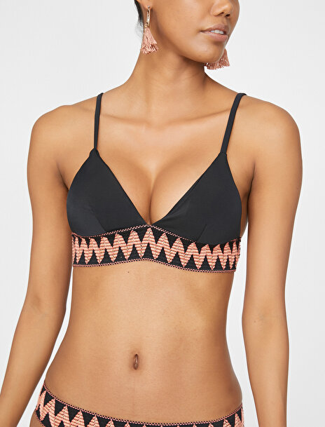 Koton Kadın İşlemeli Bikini Üstü Koton Kadın İşlemeli Bikini Üstü