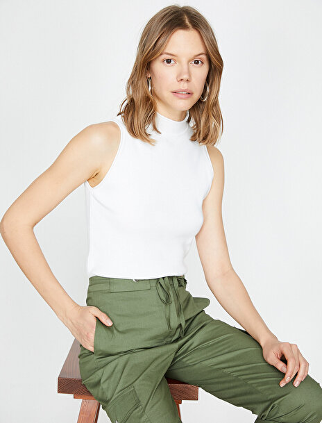 Koton Kadın Kolsuz Triko Kazak