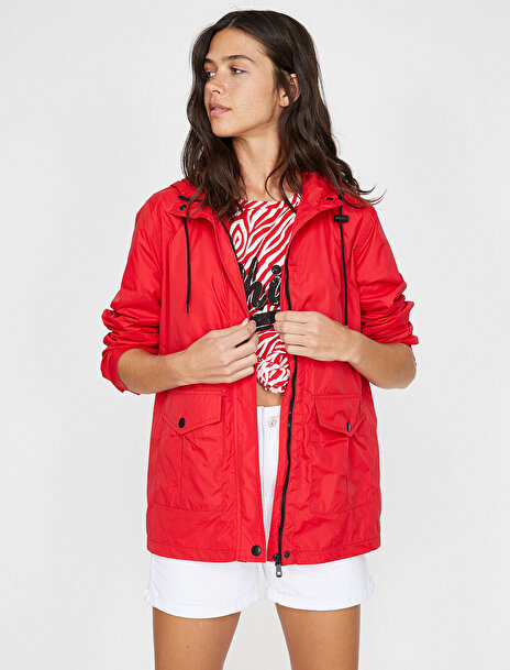 Koton Kadın Kapüşonlu Yağmurluk