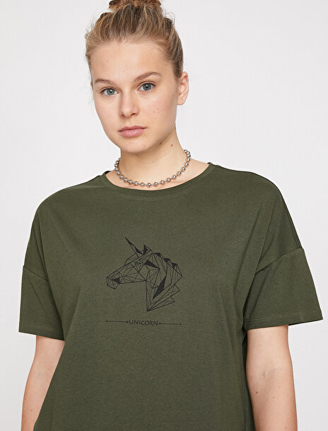Koton Kadın Unicorn Baskılı Kısa Kollu T-Shirt Koton Kadın Unicorn Baskılı Kısa Kollu T-Shirt