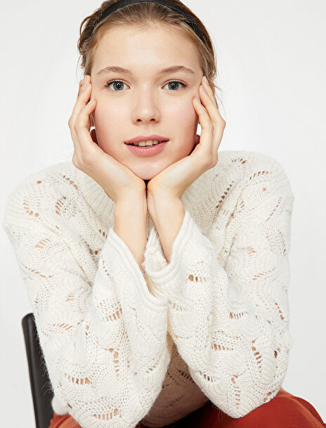 Koton Kadın Örgülü Triko Kazak