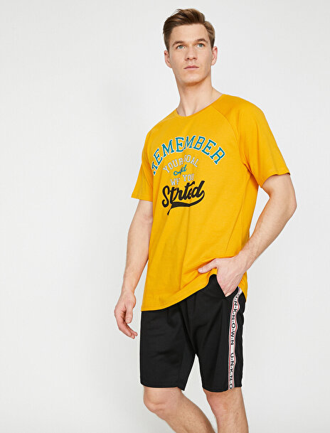 Koton Erkek Yazılı Baskılı T-Shirt