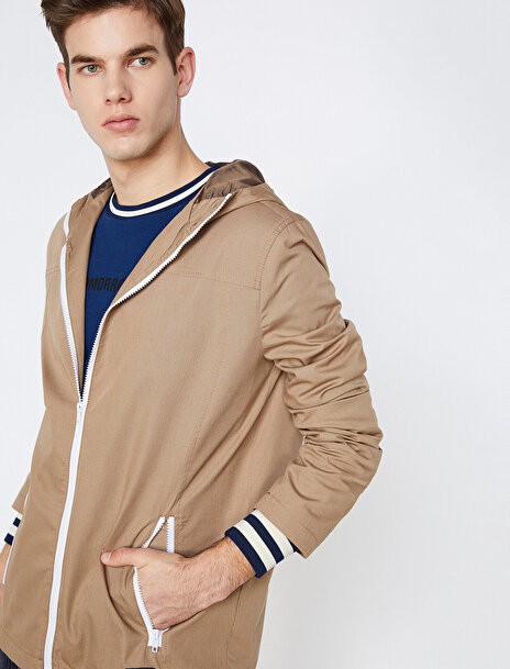 Koton Erkek Kapüşonlu Mont