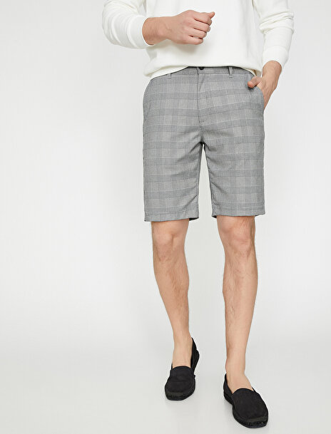 Koton Erkek Cep Detaylı Kareli Slim Fit Şort Koton Erkek Cep Detaylı Kareli Slim Fit Şort