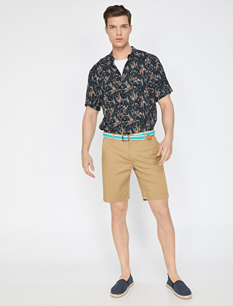 Koton Erkek Cep Detaylı Kemerli Slim Fit Şort