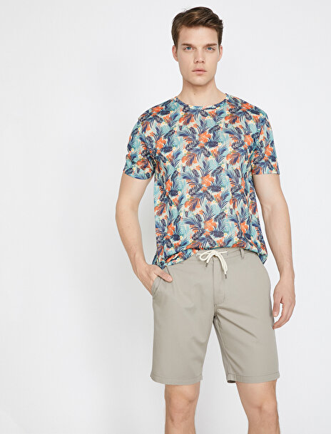 Koton Erkek Beli Bağcıklı Lastikli Rahat Fit Şort