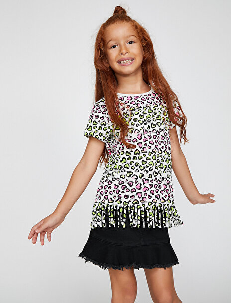 Koton Kız Çocuk Yumuşak Pamuklu Baskılı Bisiklet Yaka Püsküllü Kısa Kollu Tişört