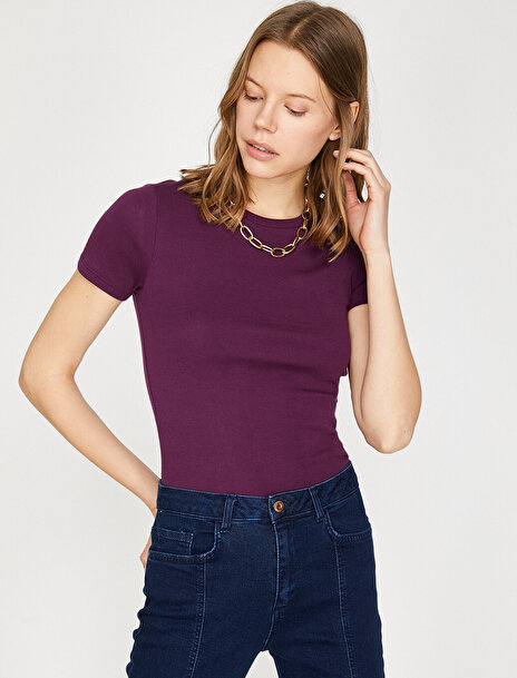 Koton Kadın Bisiklet Yaka Dar Kesim Basic Tişört