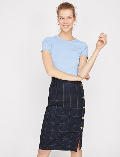 Koton Kadın Bisiklet Yaka Dar Kesim Basic Tişört