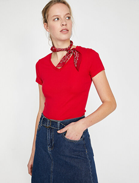 Koton Kadın V Yaka Dar Kesim Basic Tişört